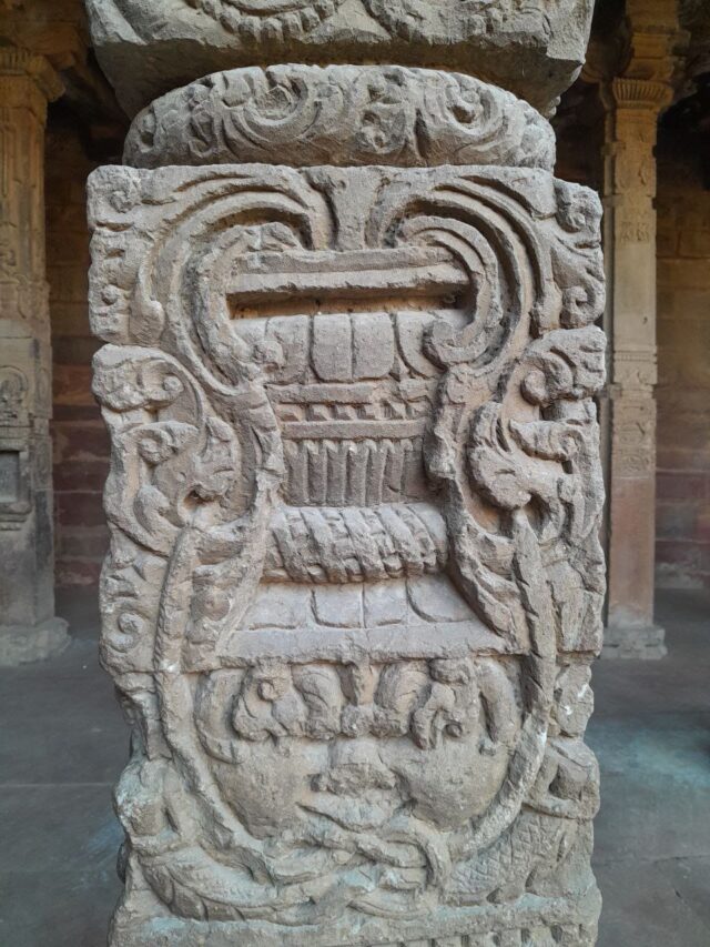 Chaurasi Khamba: A forgotten monument of Kaman - Vrindavan Today